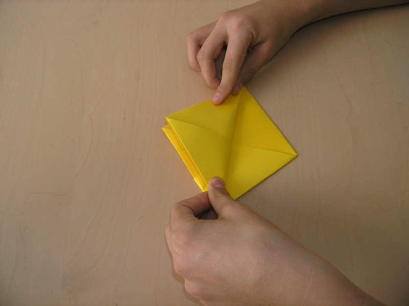 Falte dir ein Papierschiff - Entdecker | Kinderzeitmaschine